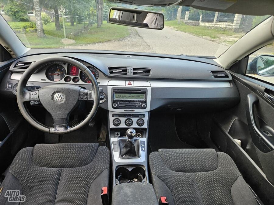 Volkswagen Passat 2008 in Prienai, with an engine capacity of 2.00 L and mileage of 400 thousand km for 888 €, photo 10 on AUTOMOTO.COM.LV