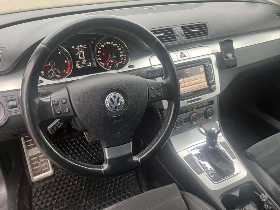 Volkswagen Passat 2009 Rokiškis, ar dzinēja tilpumu 2.00 L un nobraukumu 243 tūkst. km par 3950 €, foto 3 vietnē AUTOMOTO.COM.LV