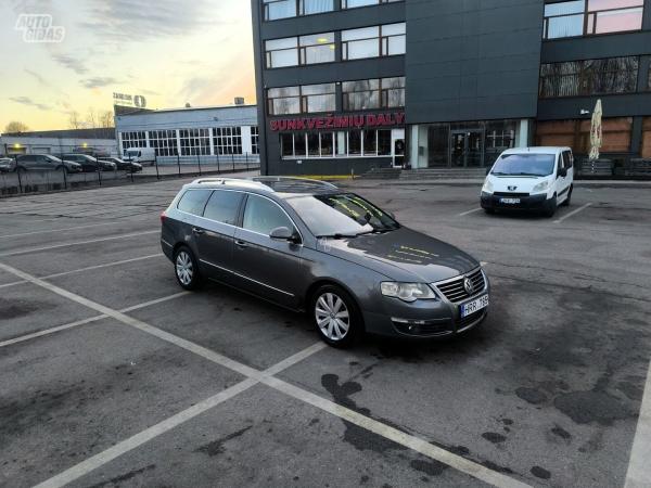 Volkswagen Passat 2009 in Kaunas, with an engine capacity of 2.00 L and mileage of 258 thousand km for 1250 €, photo 2 on AUTOMOTO.COM.LV