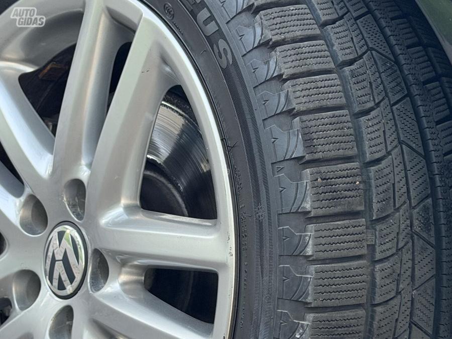 Volkswagen Passat 2009 Kauņa, ar dzinēja tilpumu 2.00 L un nobraukumu 251 tūkst. km par 2390 €, foto 28 vietnē AUTOMOTO.COM.LV