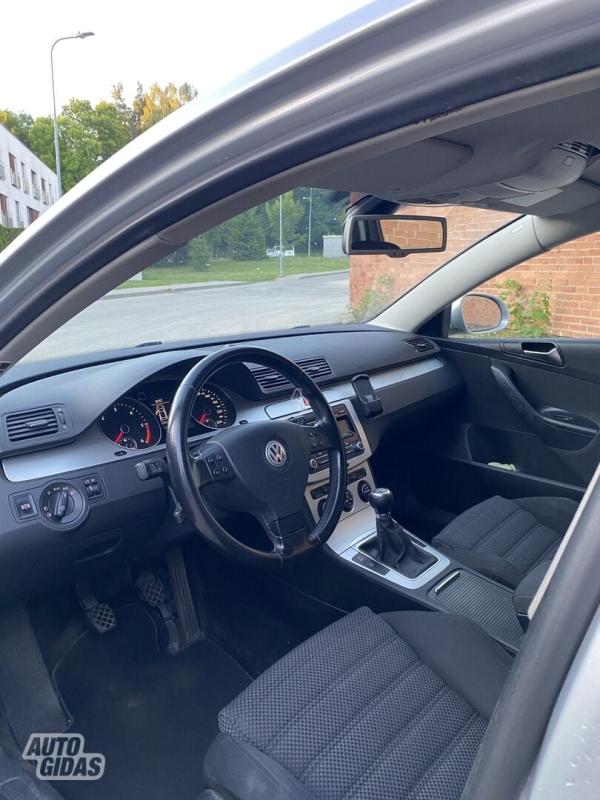Volkswagen Passat 2009 Viļņa, ar dzinēja tilpumu 2.00 L un nobraukumu 277 tūkst. km par 1350 €, foto 6 vietnē AUTOMOTO.COM.LV