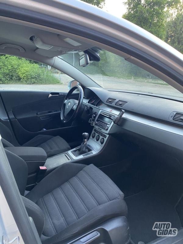 Volkswagen Passat 2009 Viļņa, ar dzinēja tilpumu 2.00 L un nobraukumu 277 tūkst. km par 1350 €, foto 7 vietnē AUTOMOTO.COM.LV