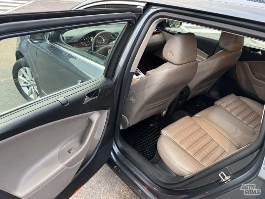 Volkswagen Passat 2009 Kauņa, ar dzinēja tilpumu 2.00 L un nobraukumu 0 tūkst. km par 1750 €, foto 29 vietnē AUTOMOTO.COM.LV