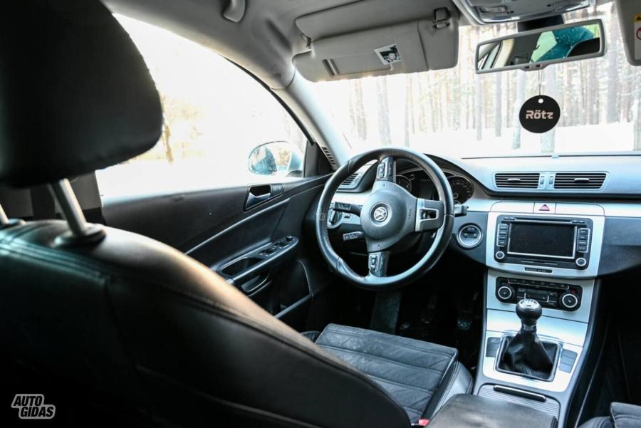 Volkswagen Passat 2010 Kauņa, ar dzinēja tilpumu 2.00 L un nobraukumu 377 tūkst. km par 2500 €, foto 10 vietnē AUTOMOTO.COM.LV