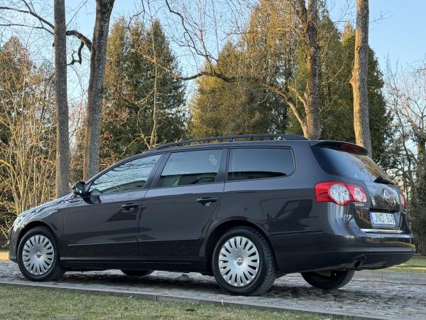 Volkswagen Passat 2010 Kauņa, ar dzinēja tilpumu 1.60 L un nobraukumu 331 tūkst. km par 1799 €, foto 4 vietnē AUTOMOTO.COM.LV