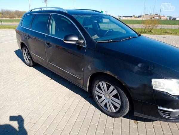 Volkswagen Passat 2010 in Panevezys, with an engine capacity of 2.00 L and mileage of 432 thousand km for 800 €, photo 3 on AUTOMOTO.COM.LV