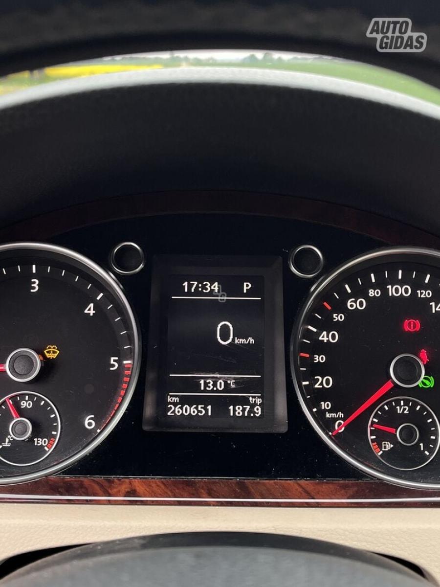 Volkswagen Passat 2010 in Pasvalys, with an engine capacity of 2.00 L and mileage of 261 thousand km for 2630 €, photo 18 on AUTOMOTO.COM.LV