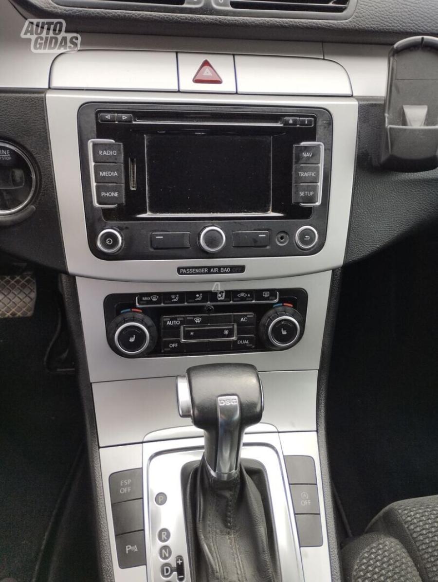 Volkswagen Passat 2010 in Marijampole, with an engine capacity of 1.40 L and mileage of 180 thousand km for 2999 €, photo 12 on AUTOMOTO.COM.LV