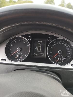 Volkswagen Passat 2010 in Marijampole, with an engine capacity of 1.40 L and mileage of 180 thousand km for 2999 €, photo 13 on AUTOMOTO.COM.LV