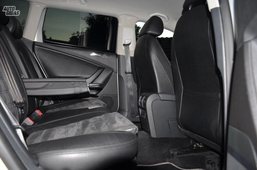Volkswagen Passat 2010 in Kaunas, with an engine capacity of 2.00 L and mileage of 256 thousand km for 3999 €, photo 19 on AUTOMOTO.COM.LV