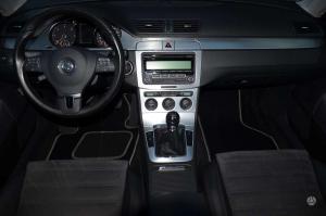 Volkswagen Passat 2010 in Kaunas, with an engine capacity of 2.00 L and mileage of 256 thousand km for 3999 €, photo 28 on AUTOMOTO.COM.LV