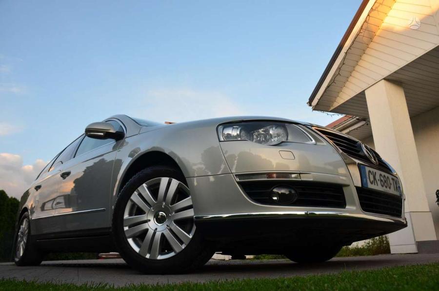 Volkswagen Passat 2010 in Kaunas, with an engine capacity of 2.00 L and mileage of 256 thousand km for 3999 €, photo 34 on AUTOMOTO.COM.LV