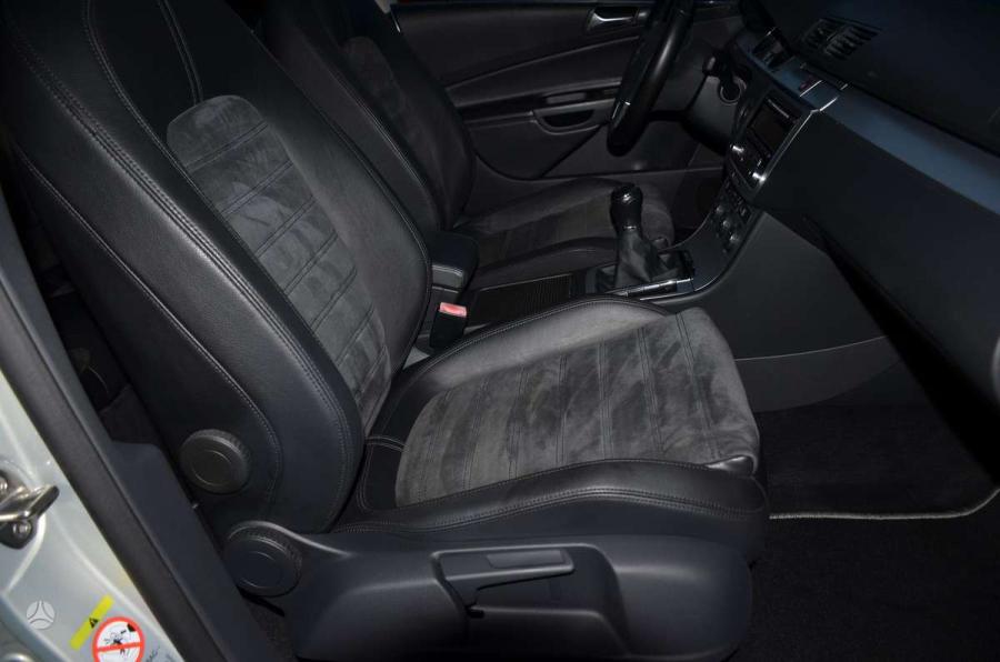 Volkswagen Passat 2010 in Kaunas, with an engine capacity of 2.00 L and mileage of 256 thousand km for 3999 €, photo 39 on AUTOMOTO.COM.LV