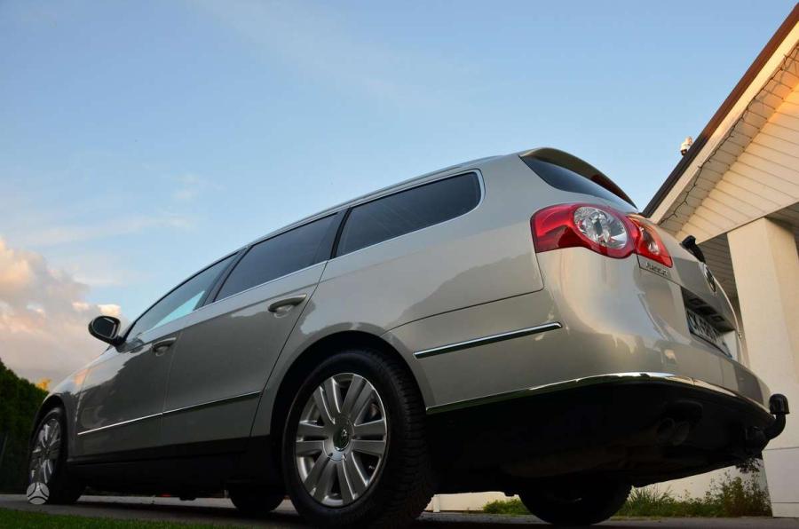 Volkswagen Passat 2010 in Kaunas, with an engine capacity of 2.00 L and mileage of 256 thousand km for 3999 €, photo 44 on AUTOMOTO.COM.LV