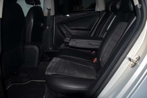 Volkswagen Passat 2010 in Kaunas, with an engine capacity of 2.00 L and mileage of 256 thousand km for 3999 €, photo 45 on AUTOMOTO.COM.LV