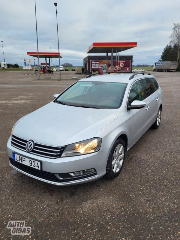 Volkswagen Passat 2011 in Sakiai, with an engine capacity of 2.00 L and mileage of 270 thousand km for 3900 €, photo 4 on AUTOMOTO.COM.LV