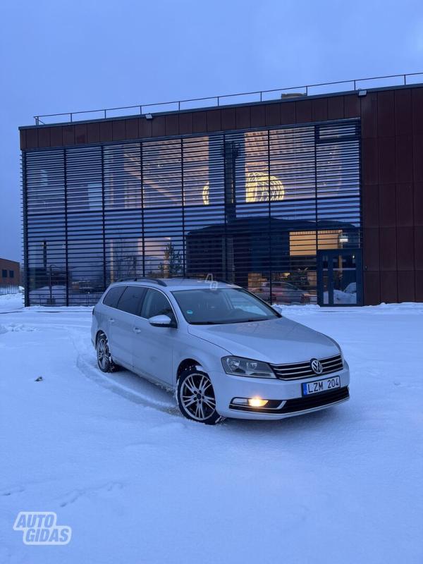 Volkswagen Passat 2011 in Klaipeda, with an engine capacity of 2.00 L and mileage of 308 thousand km for 5200 €, photo 6 on AUTOMOTO.COM.LV