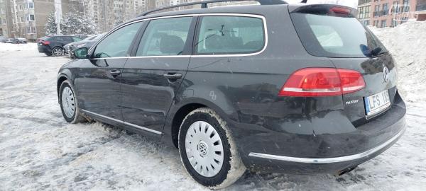 Volkswagen Passat 2011 Viļņa, ar dzinēja tilpumu 2.00 L un nobraukumu 363 tūkst. km par 3800 €, foto 4 vietnē AUTOMOTO.COM.LV