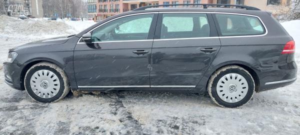 Volkswagen Passat 2011 Viļņa, ar dzinēja tilpumu 2.00 L un nobraukumu 363 tūkst. km par 3800 €, foto 8 vietnē AUTOMOTO.COM.LV