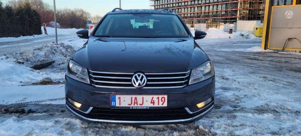 Volkswagen Passat 2011 in Kaunas, with an engine capacity of 1.97 L and mileage of 287 thousand km for 5150 €, photo 2 on AUTOMOTO.COM.LV