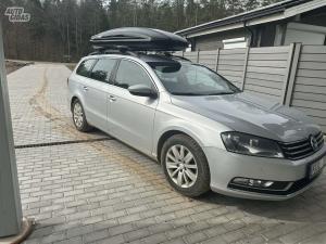 Volkswagen Passat 2011 in Vilnius, with an engine capacity of 2.00 L and mileage of 330 thousand km for 4600 €, photo 3 on AUTOMOTO.COM.LV