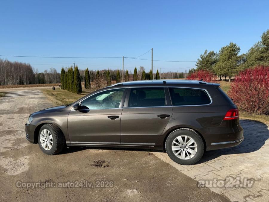 Volkswagen Passat 2011 in Tartu, with an engine capacity of 2.00 L and mileage of 295 thousand km for 5300 €, photo 4 on AUTOMOTO.COM.LV