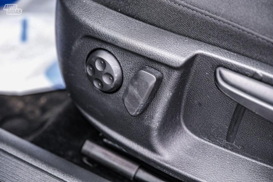 Фольксваген Пассат 2011 в Каунас, объемом двигателя 1.60 л и пробегом 317 тыс. км за 6590 €, фото 16 на AUTOMOTO.COM.LV