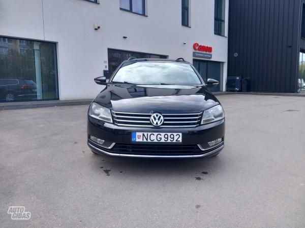Volkswagen Passat 2011 in Kaunas, with an engine capacity of 2.00 L and mileage of 205 thousand km for 5200 €, photo 1 on AUTOMOTO.COM.LV