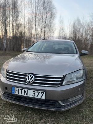 Volkswagen Passat 2011 in Vilnius, with an engine capacity of 2.00 L and mileage of 248 thousand km for 2900 €, photo  on AUTOMOTO.COM.LV