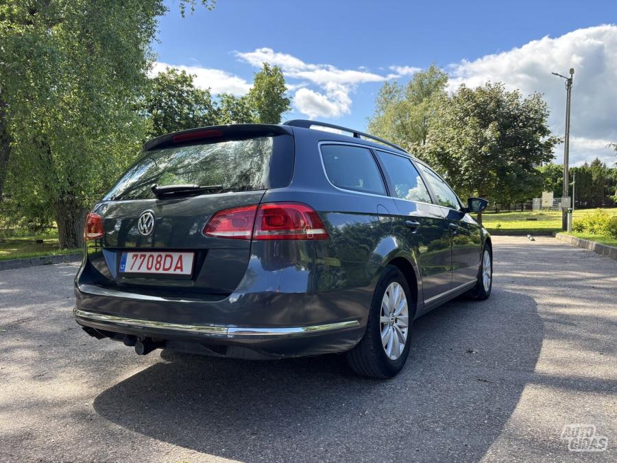 Volkswagen Passat 2011 in Kaisiadorys, with an engine capacity of 2.00 L and mileage of 342 thousand km for 4650 €, photo 5 on AUTOMOTO.COM.LV