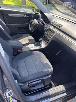 Volkswagen Passat 2011 in Kaisiadorys, with an engine capacity of 2.00 L and mileage of 342 thousand km for 4650 €, photo 15 on AUTOMOTO.COM.LV