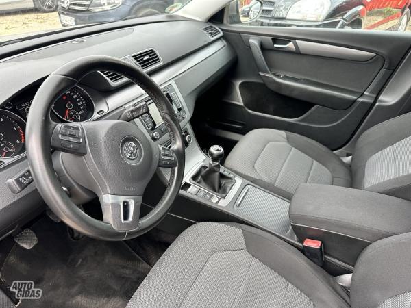 Volkswagen Passat 2011 in Pabrade, with an engine capacity of 2.00 L and mileage of 257 thousand km for 6350 €, photo 8 on AUTOMOTO.COM.LV