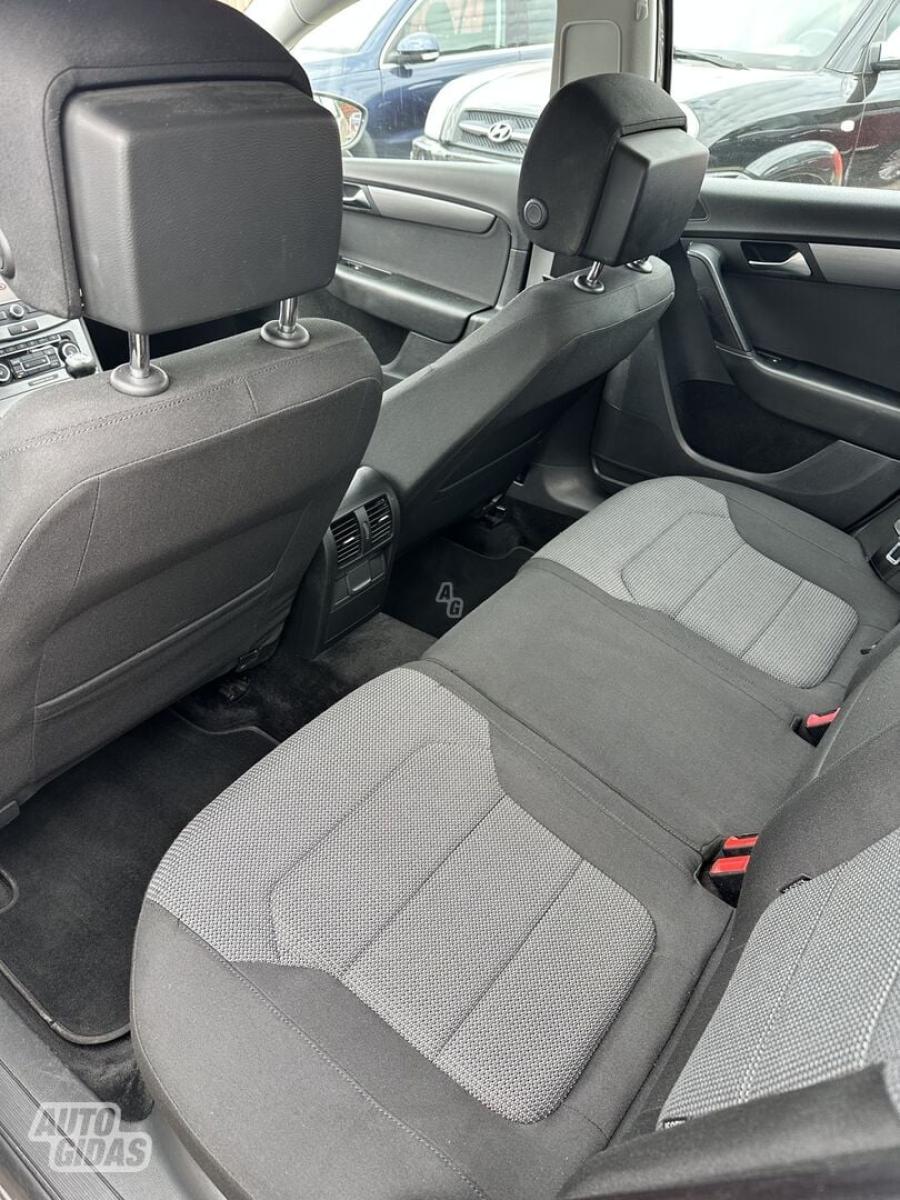 Volkswagen Passat 2011 Pabradė, ar dzinēja tilpumu 2.00 L un nobraukumu 257 tūkst. km par 6350 €, foto 10 vietnē AUTOMOTO.COM.LV