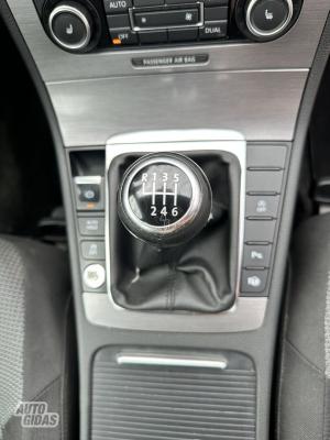 Volkswagen Passat 2011 Pabradė, ar dzinēja tilpumu 2.00 L un nobraukumu 257 tūkst. km par 6350 €, foto 13 vietnē AUTOMOTO.COM.LV