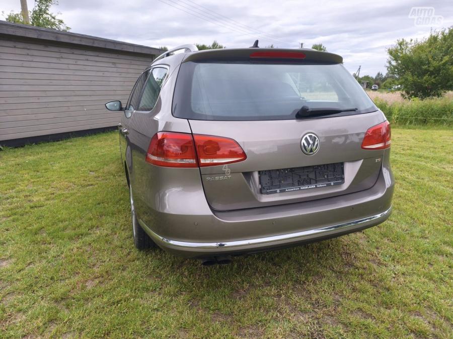 Volkswagen Passat 2011 in Druskininkai, with an engine capacity of 1.80 L and mileage of 247 thousand km for 4700 €, photo 4 on AUTOMOTO.COM.LV