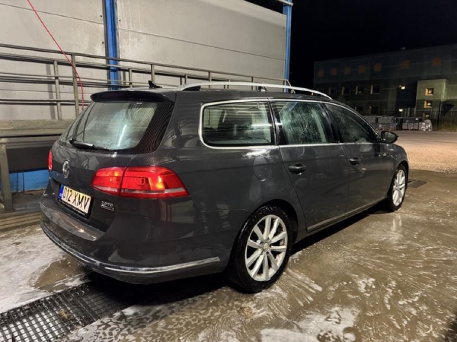 Volkswagen Passat 2011 in Tartu, with an engine capacity of 2.00 L and mileage of 318 thousand km for 6100 €, photo 5 on AUTOMOTO.COM.LV