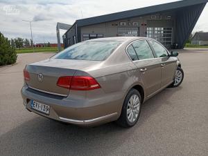 Volkswagen Passat 2011 in Vilnius, with an engine capacity of 2.00 L and mileage of 236 thousand km for 5100 €, photo 6 on AUTOMOTO.COM.LV