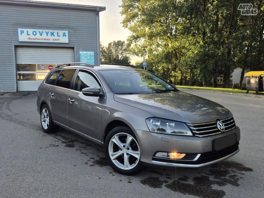 Volkswagen Passat 2011 Šauļi, ar dzinēja tilpumu 1.60 L un nobraukumu 286 tūkst. km par 3100 €, foto 1 vietnē AUTOMOTO.COM.LV