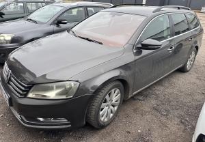 Volkswagen Passat 2012 in Vilnius, with an engine capacity of 2.00 L and mileage of 301 thousand km for 4100 €, photo  on AUTOMOTO.COM.LV