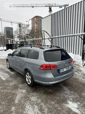 Volkswagen Passat 2012 in Vilnius, with an engine capacity of 1.60 L and mileage of 213 thousand km for 4600 €, photo 3 on AUTOMOTO.COM.LV
