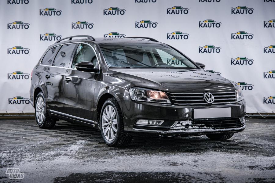 Volkswagen Passat 2012 in Kaunas, with an engine capacity of 1.60 L and mileage of 279 thousand km for 5990 €, photo 2 on AUTOMOTO.COM.LV