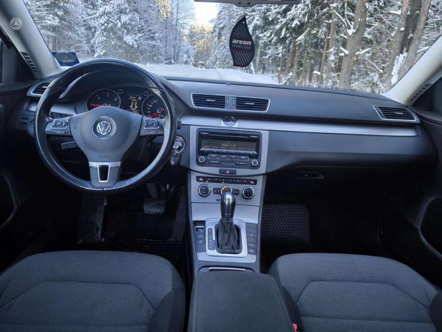 Volkswagen Passat 2012 Šalčininkai, ar dzinēja tilpumu 2.00 L un nobraukumu 300 tūkst. km par 4850 €, foto 20 vietnē AUTOMOTO.COM.LV