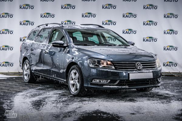 Volkswagen Passat 2012 in Kaunas, with an engine capacity of 2.00 L and mileage of 305 thousand km for 5990 €, photo 2 on AUTOMOTO.COM.LV