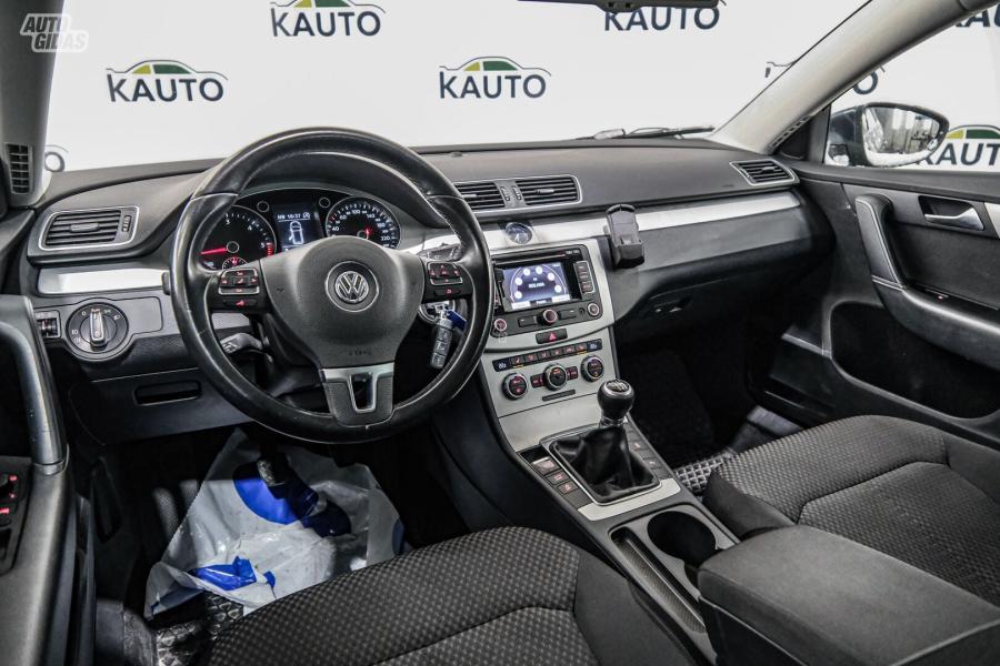 Volkswagen Passat 2012 Kauņa, ar dzinēja tilpumu 2.00 L un nobraukumu 305 tūkst. km par 5990 €, foto 7 vietnē AUTOMOTO.COM.LV