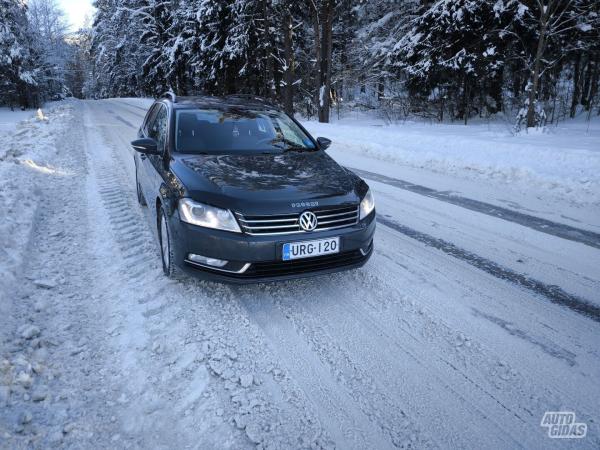 Volkswagen Passat 2012 in Salcininkai, with an engine capacity of 2.00 L and mileage of 299 thousand km for 4750 €, photo 1 on AUTOMOTO.COM.LV