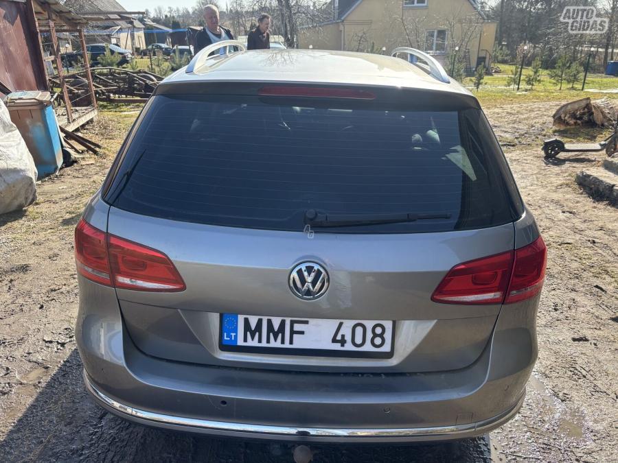Volkswagen Passat 2012 in Alytus, with an engine capacity of 1.60 L and mileage of 385 thousand km for 6000 €, photo 7 on AUTOMOTO.COM.LV