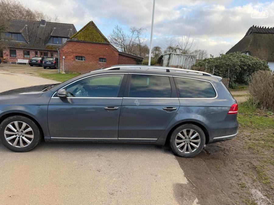 Volkswagen Passat 2012 in Mazeikiai, with an engine capacity of 2.00 L and mileage of 369 thousand km for 3650 €, photo 6 on AUTOMOTO.COM.LV