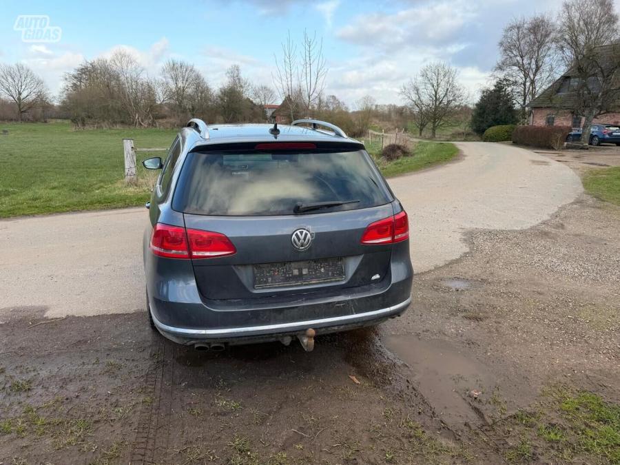 Volkswagen Passat 2012 in Mazeikiai, with an engine capacity of 2.00 L and mileage of 369 thousand km for 3650 €, photo 12 on AUTOMOTO.COM.LV