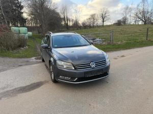 Volkswagen Passat 2012 in Mazeikiai, with an engine capacity of 2.00 L and mileage of 369 thousand km for 3650 €, photo 22 on AUTOMOTO.COM.LV