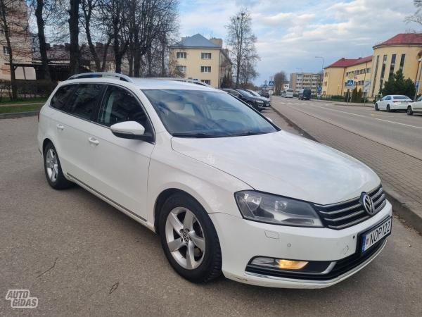 Volkswagen Passat 2012 in Ukmerge, with an engine capacity of 2.00 L and mileage of 370 thousand km for 3200 €, photo 5 on AUTOMOTO.COM.LV